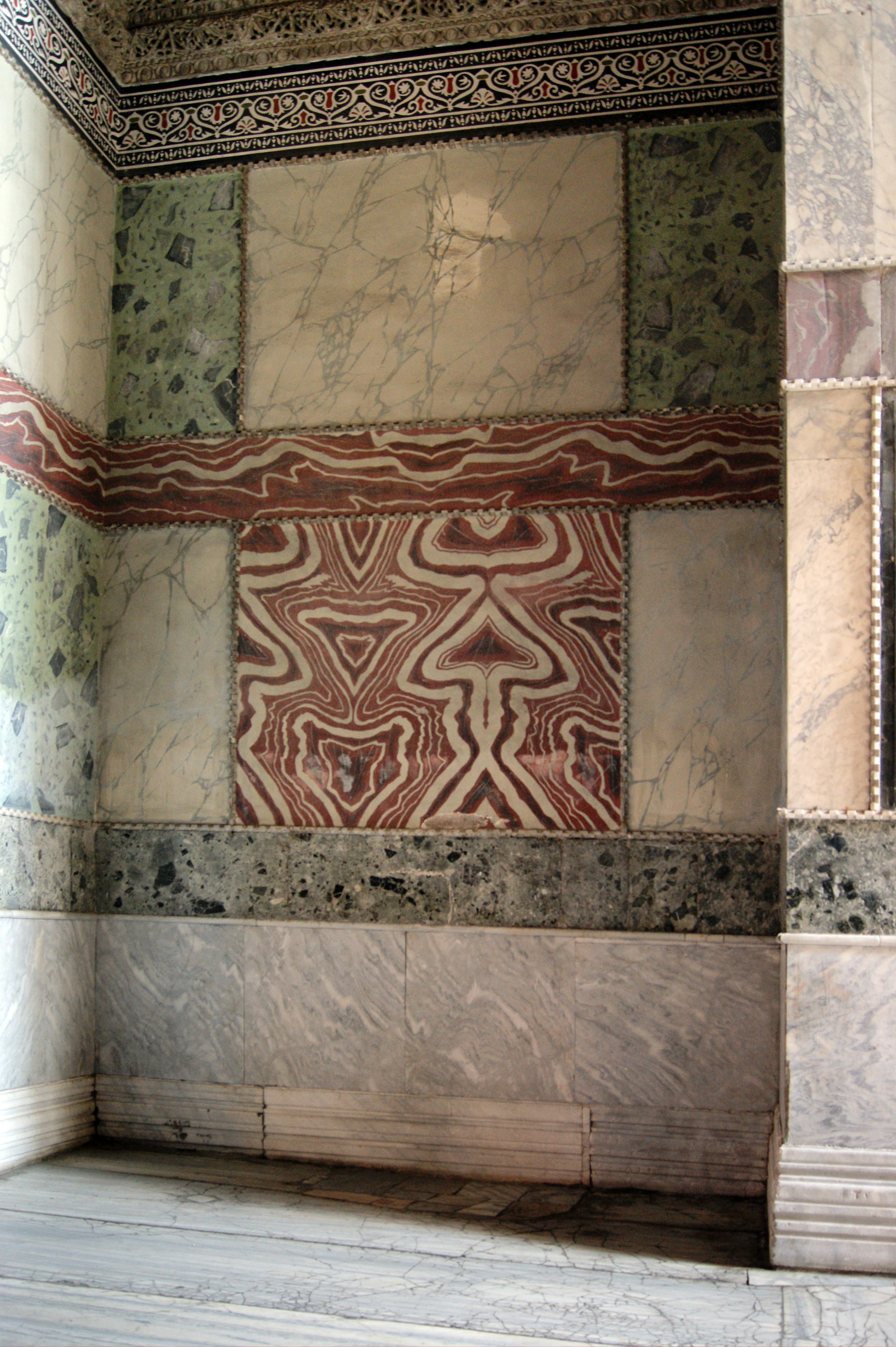 les benjamin dubai mall